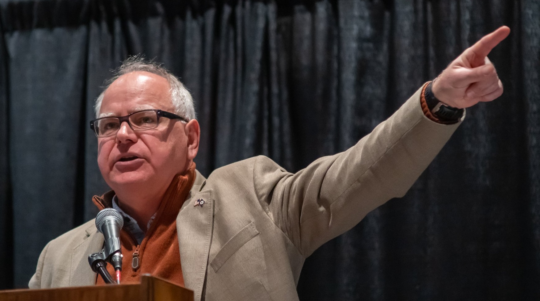 Tim Walz China