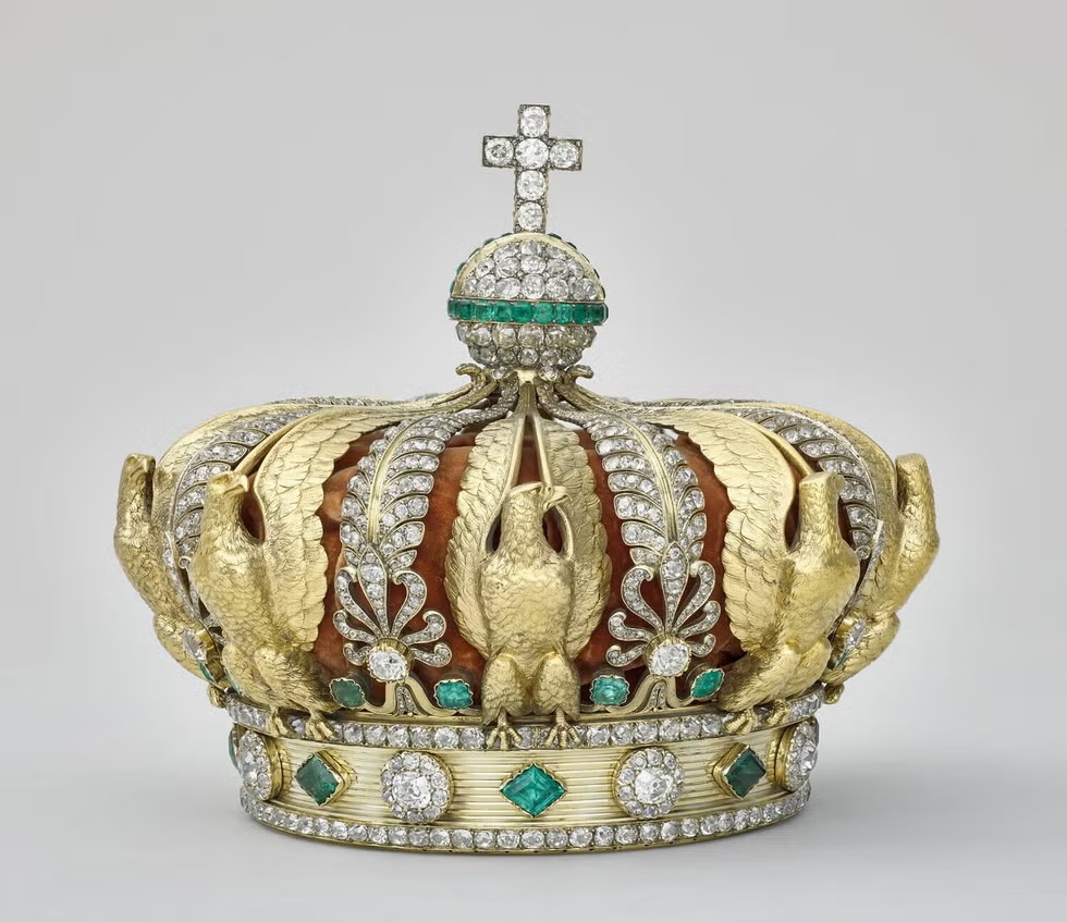 The Crown of Empress Eugénie Survived Louvre Robbery - The Middle Land